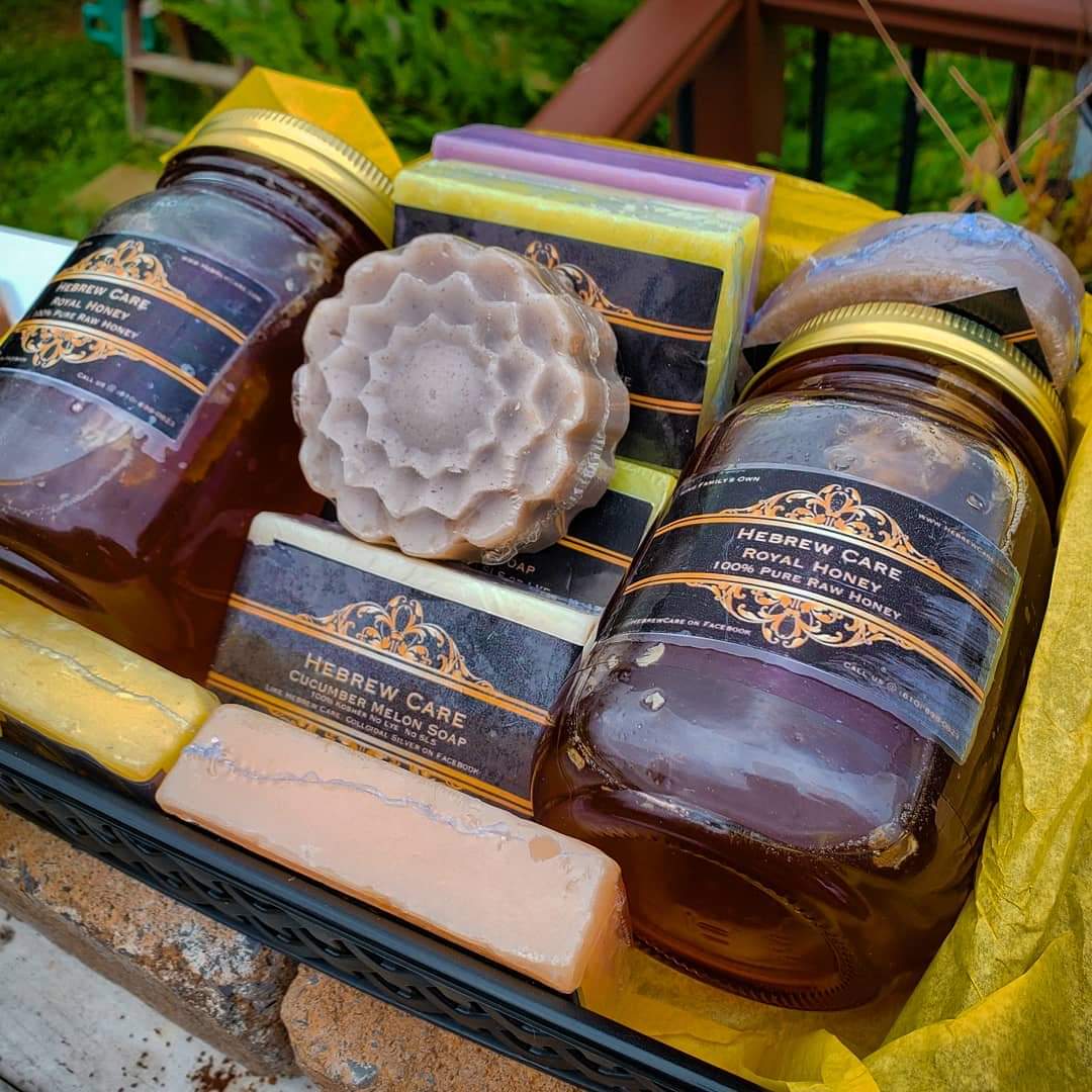 Hebrew Care Variety Pack- 2 Jars King's Royal Honey , 6 Bars of Soap